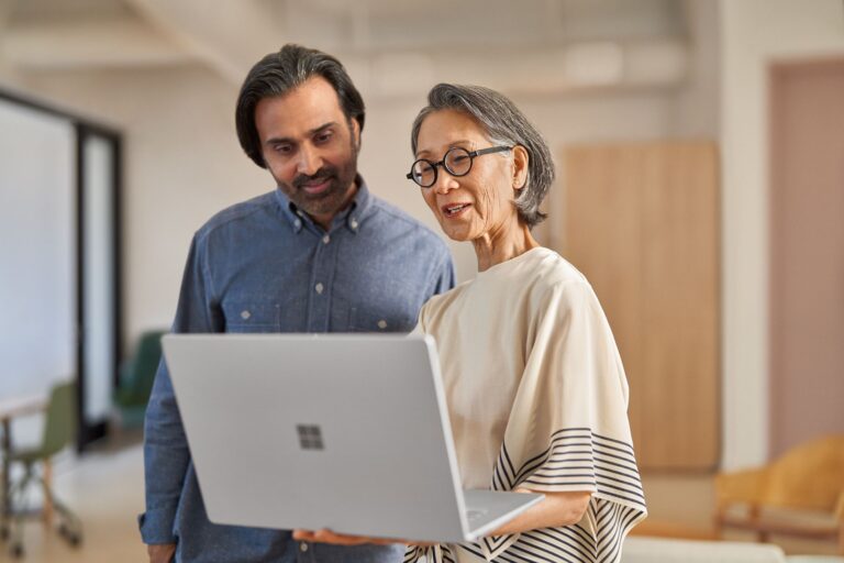 Simplify and accelerate B2B tech commerce with the Microsoft commercial ...